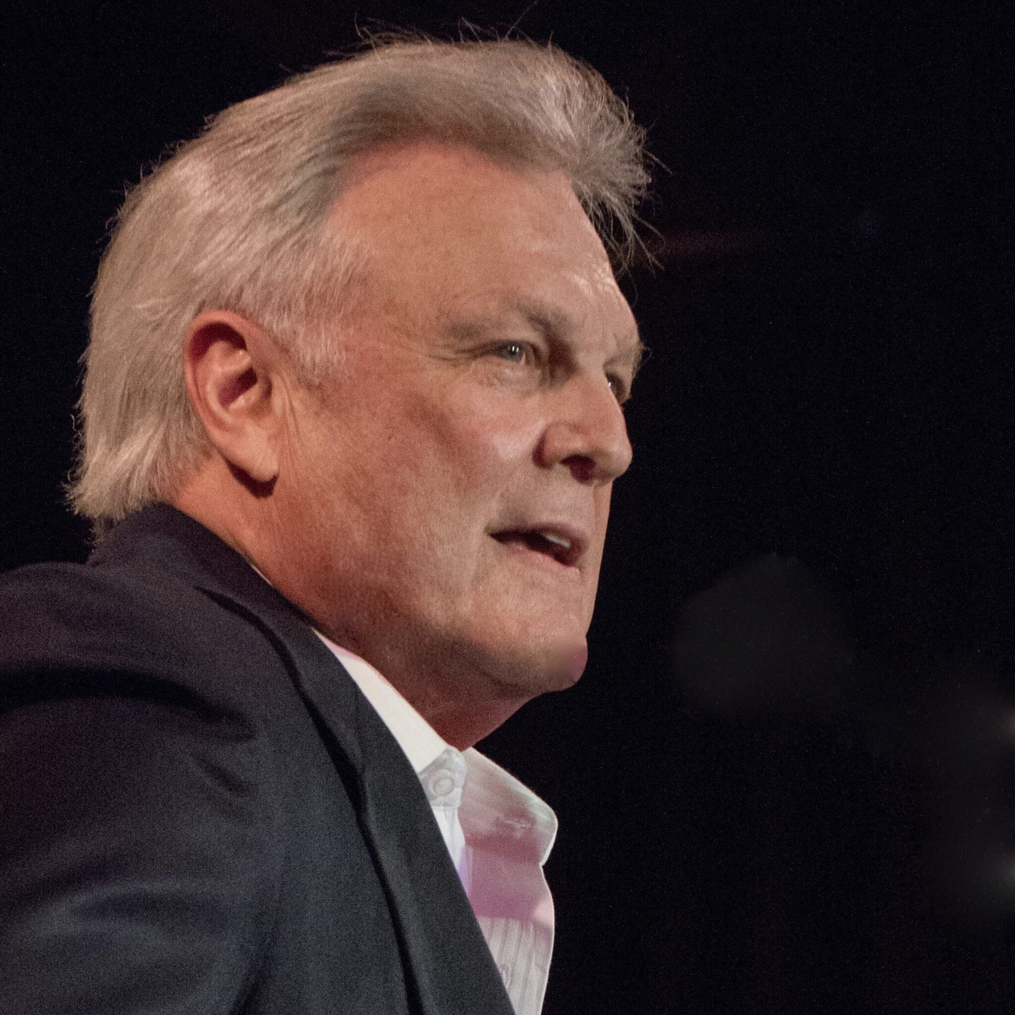 Tommy Roe Interview - Country Music News International